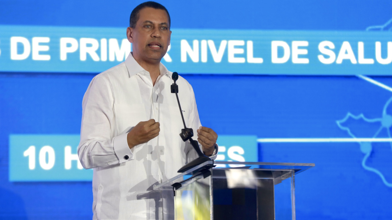 Indotel inaugura proyecto de conectividad a internet de fibra óptica en ...